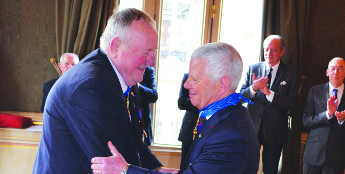 M. René Peter, promu commandeur de l’Ordre national du Mérite ...